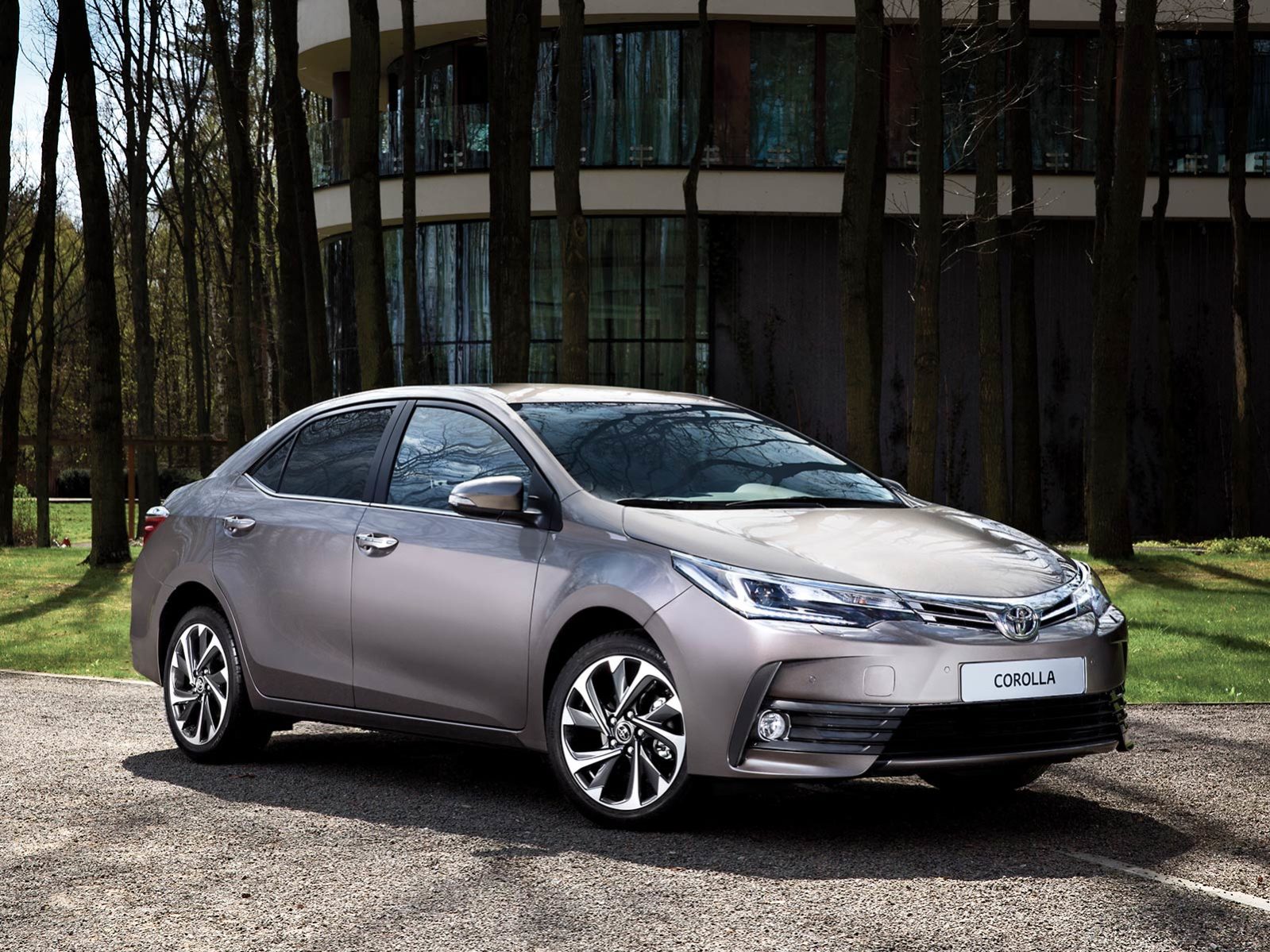 Toyota Corolla patří k nejbezpečnějším autům současnosti, čím je tak ...