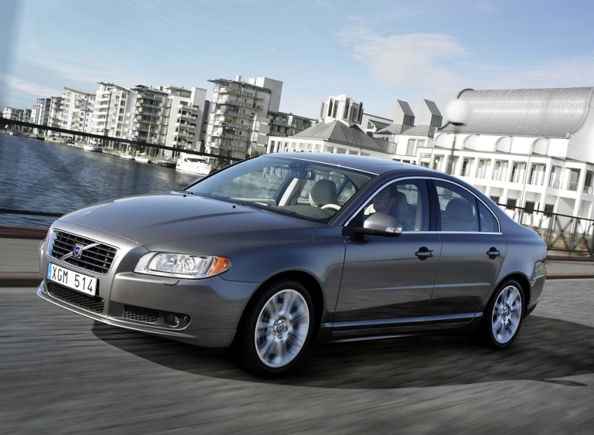 Nejlepší benzinové motory, které zvládnou velký nájezd - AutoŽivě.cz