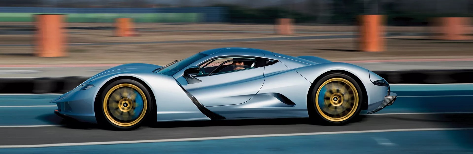Nejrychlejší vůz světa udělá 100 km/h za 1,7 vteřiny. Vyrovná se ...