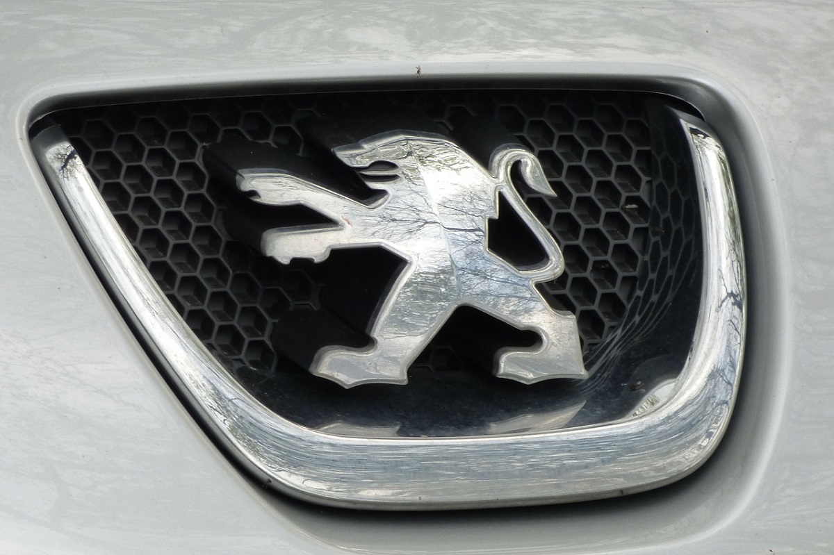 Automobilka Peugeot mění logo, lev dostane novou podobu - AutoŽivě.cz