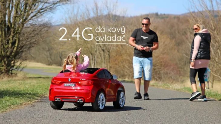 Elektrická autíčka milují kluci i holky