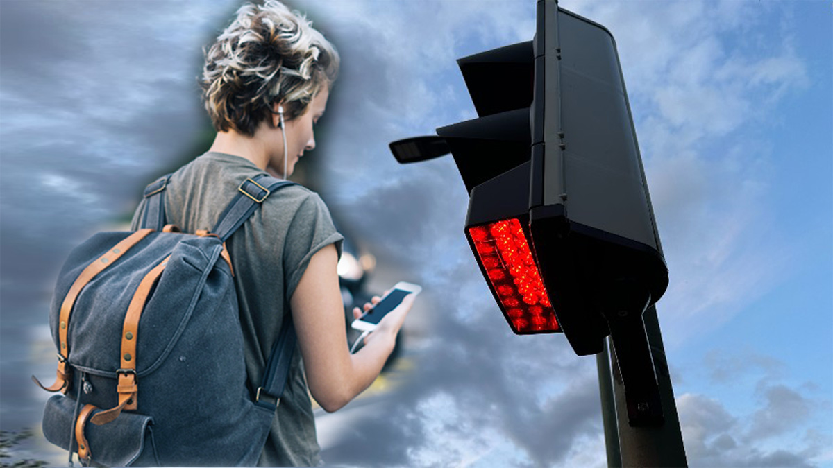 Nové semafory už se testují. Budou mít speciální funkci pro chodce i řidiče