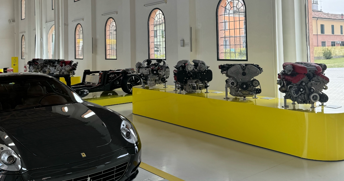 2035: Kompletní přehled o konci naftových a benzínových aut v Česku