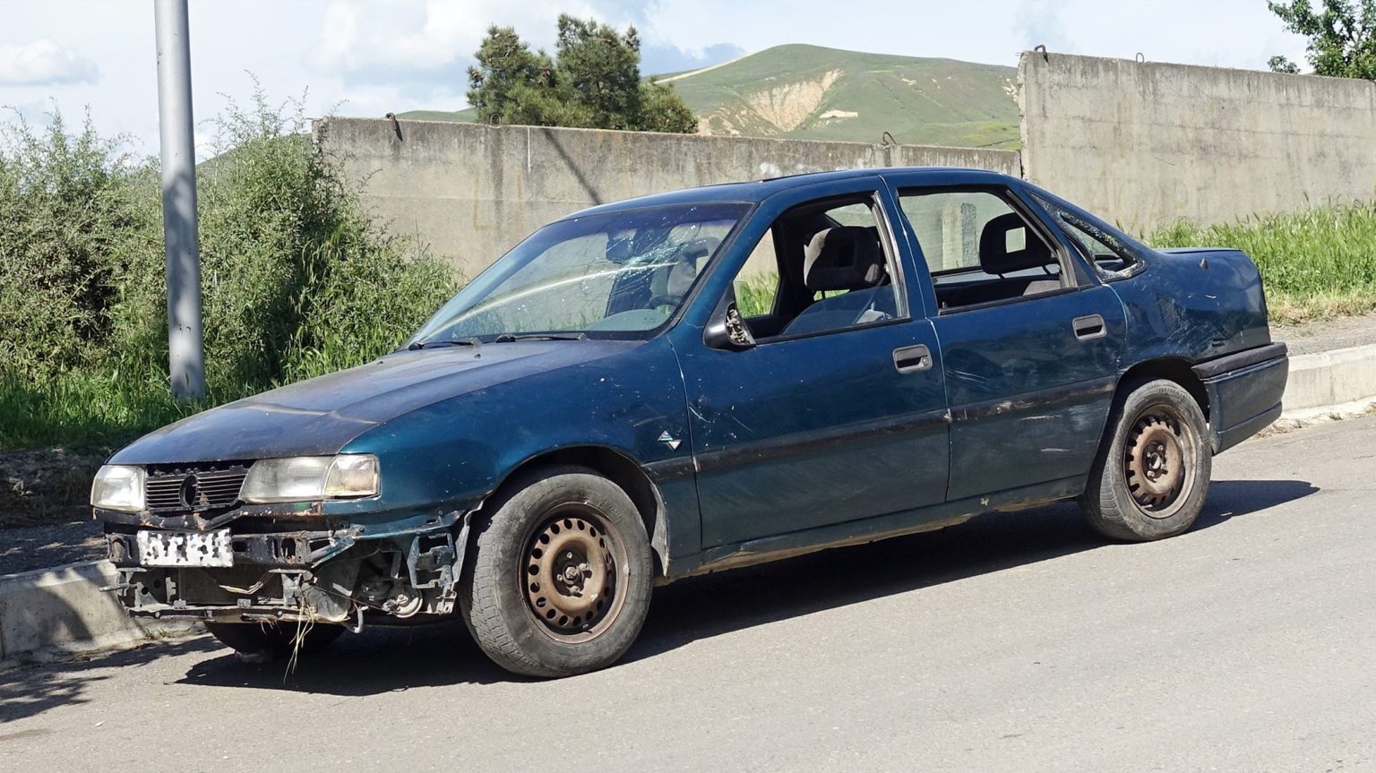 Starší auto? Smůla. První země zavedla zákaz tankování dle věku auta
