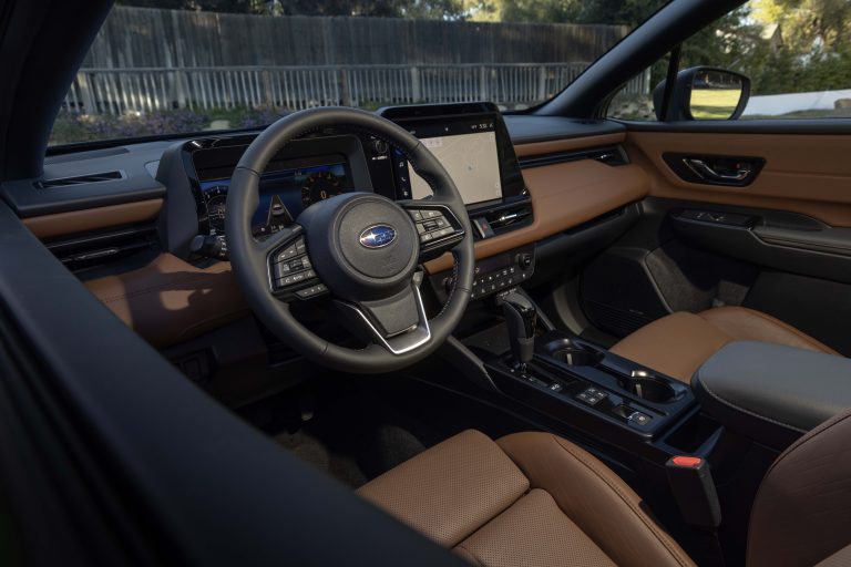 Subaru Outback 2025: Z legendárního kombíku je SUV. Co to jako má být?