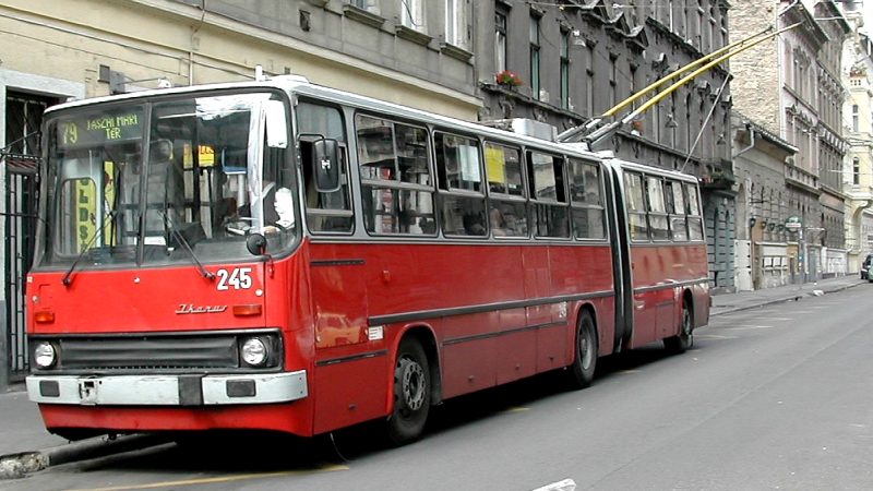 Autobus z dětství milionů Čechů se vrátil. Teď je Ikarus elektrický