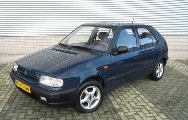 Felicia, Favorit, Forman. Auta z 90. let zná každý Čech jen zdánlivě. 8 ...